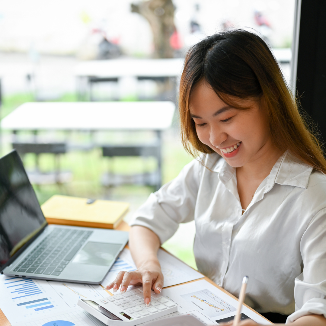 Financial Virtual Assistant for Entrepreneurs | CEO Concierge